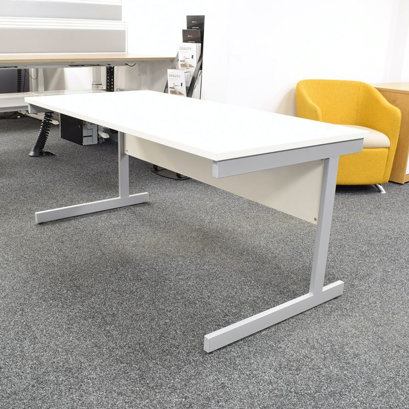 Solo desk | HSI Office Furniture | Reading, London & South East